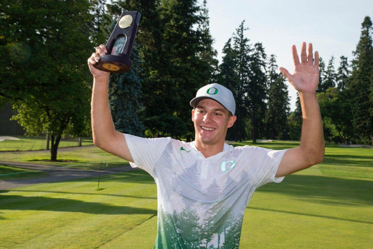Aaron Wise Celebrates Golf Victory on Sunny Course Wallpaper ...