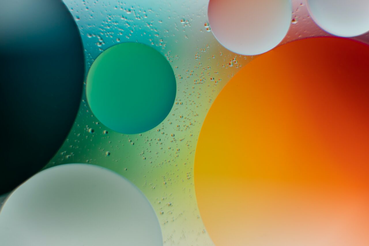 Mesmerizing Bubble Gradient Wallpaper | Background FREE Download ...