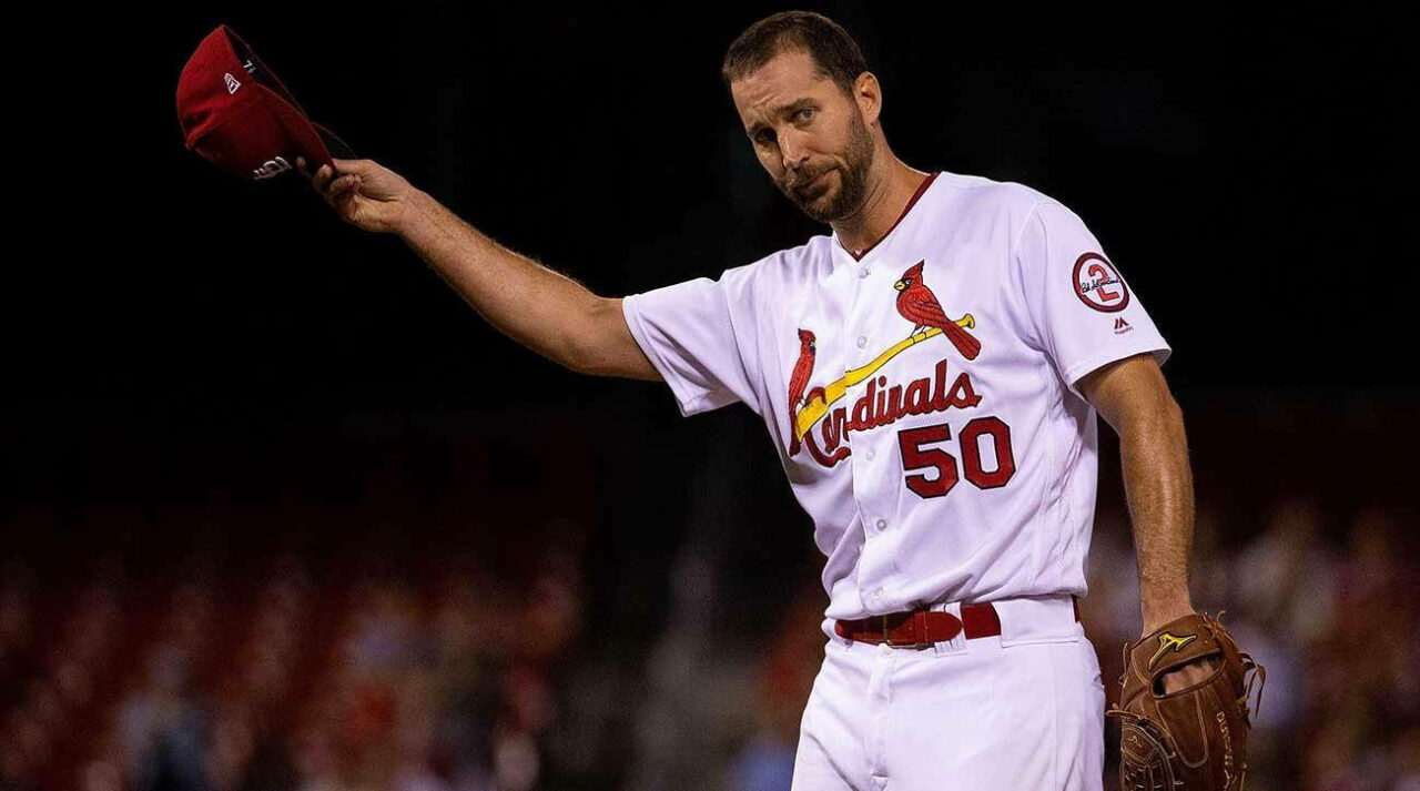 Adam Wainwright Iconic St Louis Cardinals Moment Wallpaper | Background ...