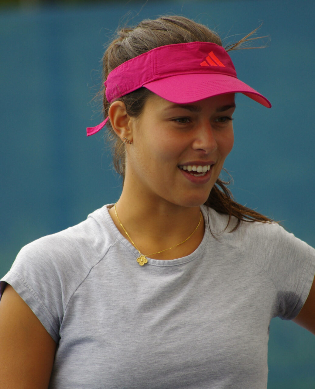Ana Ivanović Smiling on Court Pink Visor Wallpaper | Background FREE ...