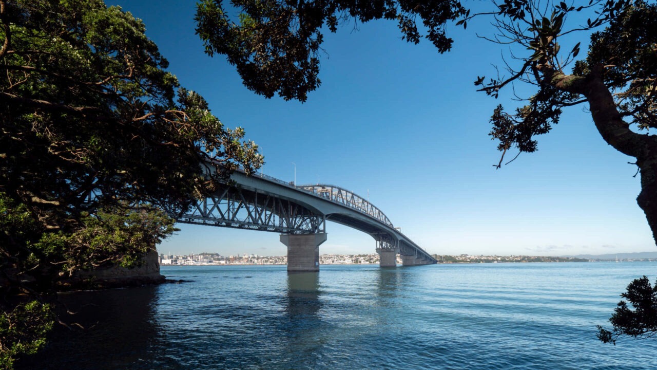 39+ Auckland Harbour Bridge Wallpapers | Backgrounds (HD+) - Vulplex.com