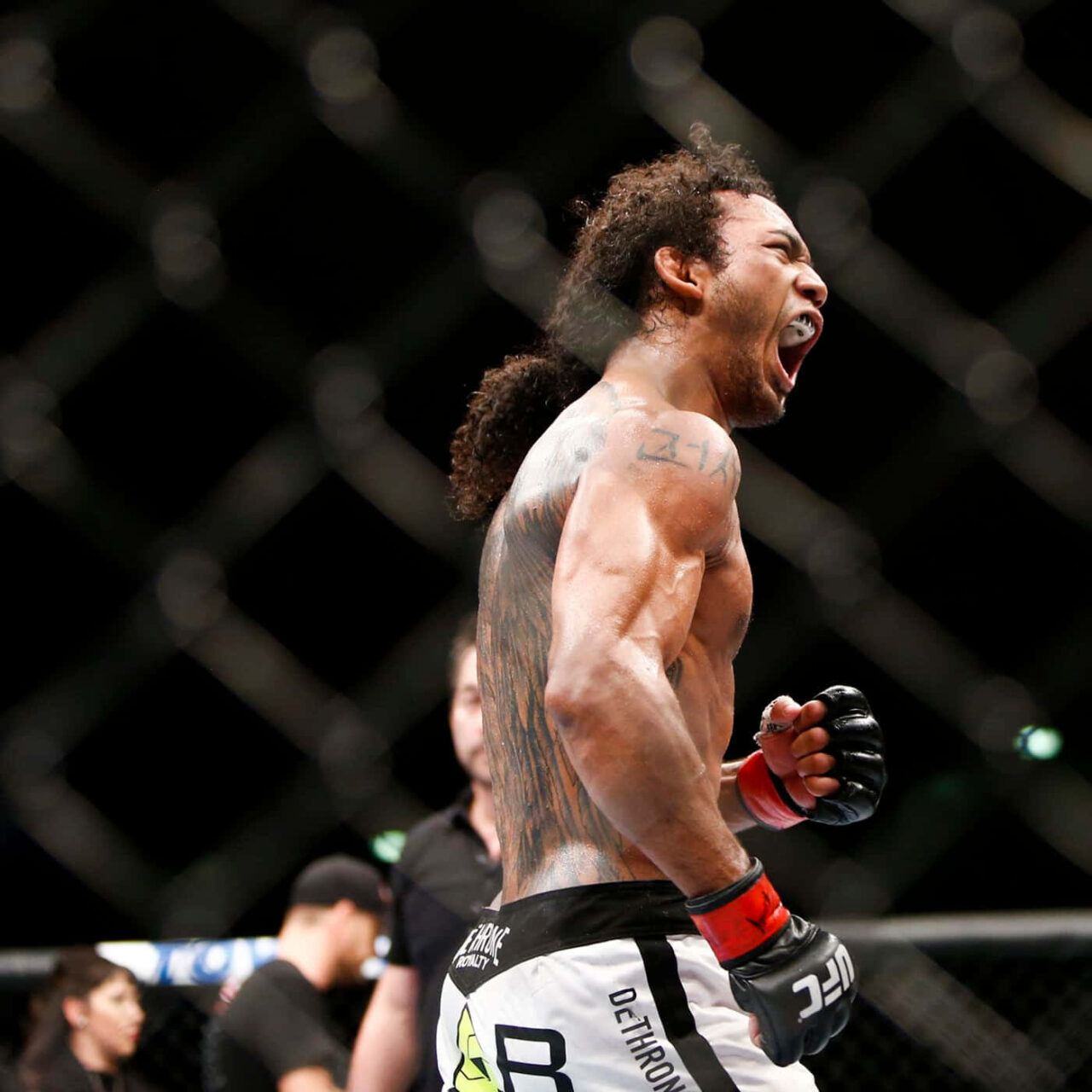 Benson Henderson Intense UFC Fight Night 60 Celebration Wallpaper ...