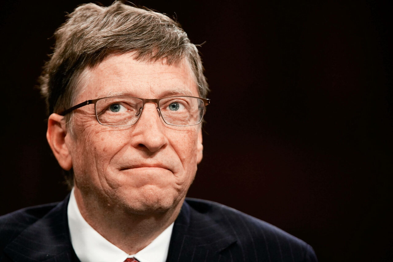 Bill Gates Serious Portrait in Suit and Glasses Wallpaper | Background ...
