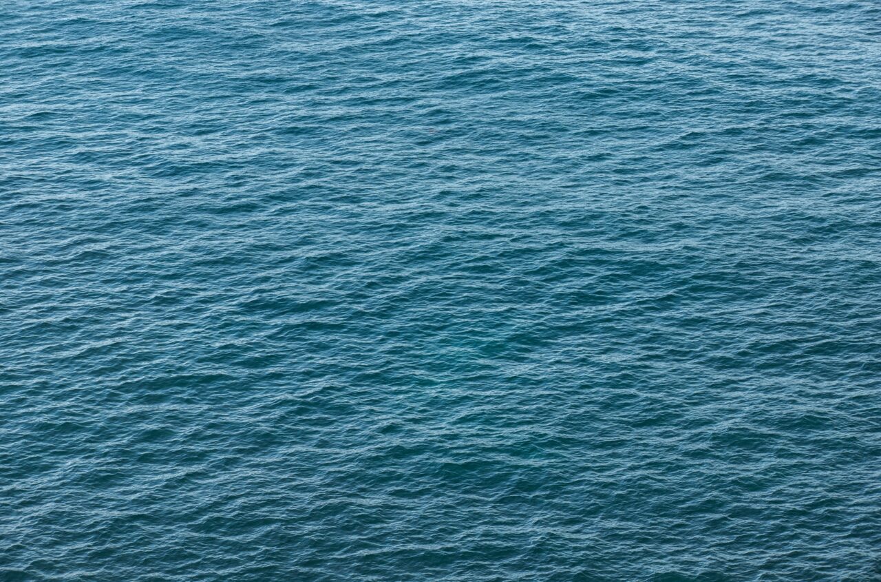 Serene Deep Blue Ocean Waves Tranquil Wallpaper | Background FREE ...