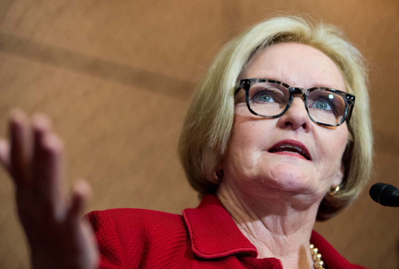 Claire McCaskill Confident Press Address Red Blazer Wallpaper ...