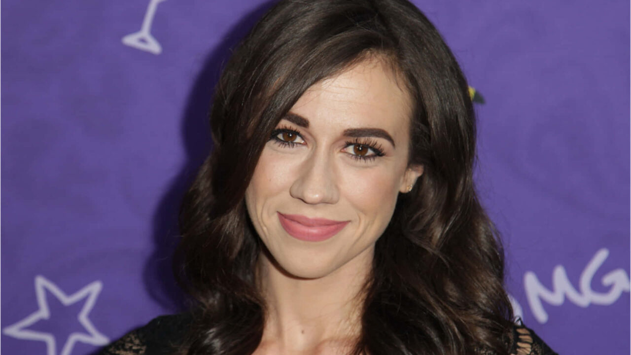 Colleen Ballinger Relaxed Portrait on Purple Star Doodle Wallpaper ...