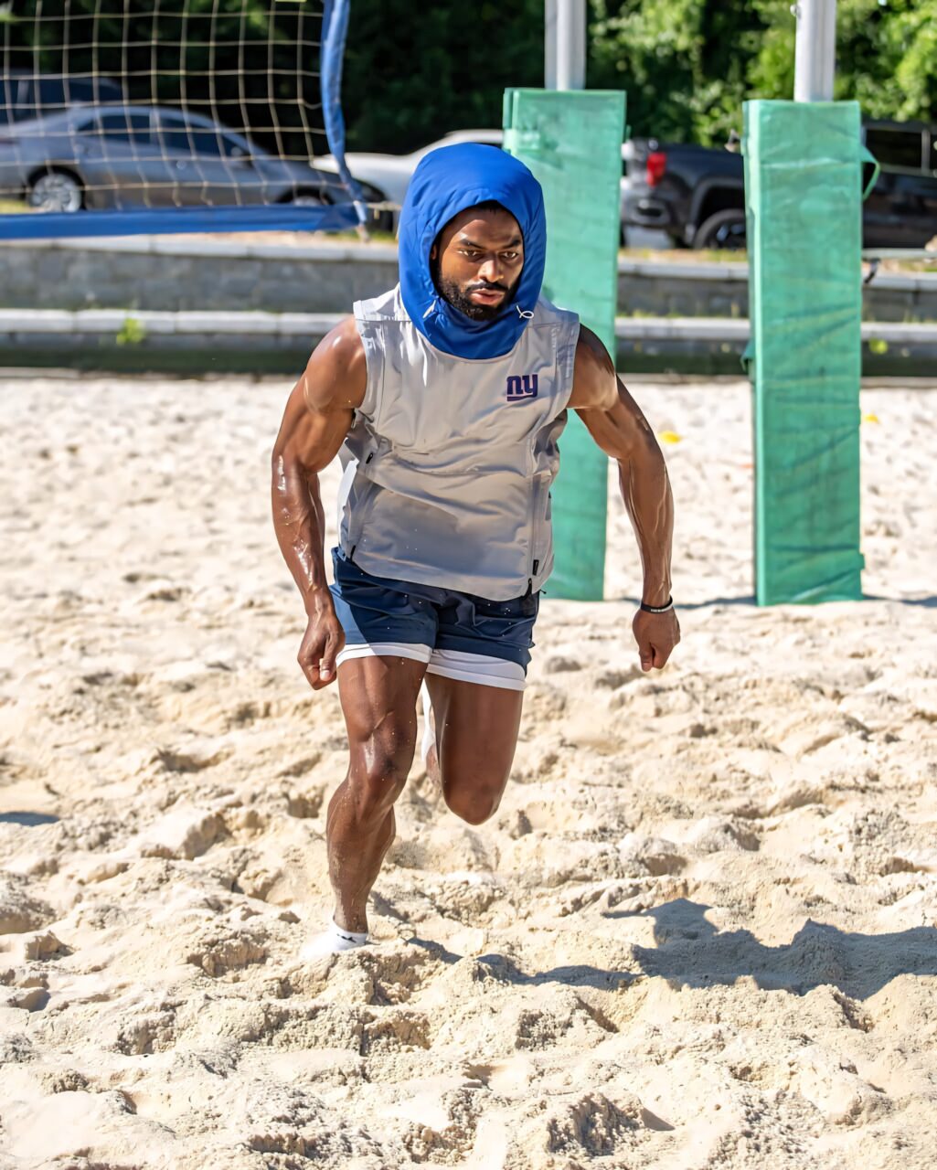 Darius Slayton Sand Training Athletic Focus Wallpaper | Background FREE ...