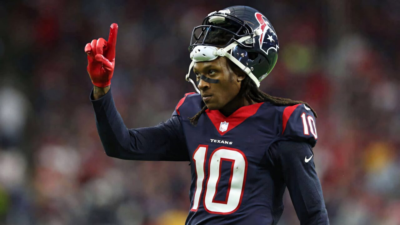 DeAndre Hopkins Texans Number 10 Dynamic Football Wallpaper ...