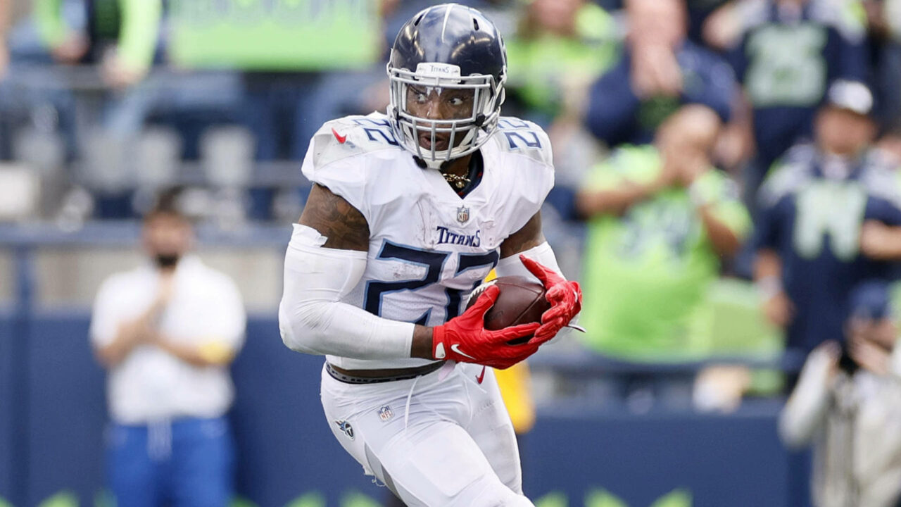 Derrick Henry Titans 22 Power Play Action Wallpaper | Background FREE ...