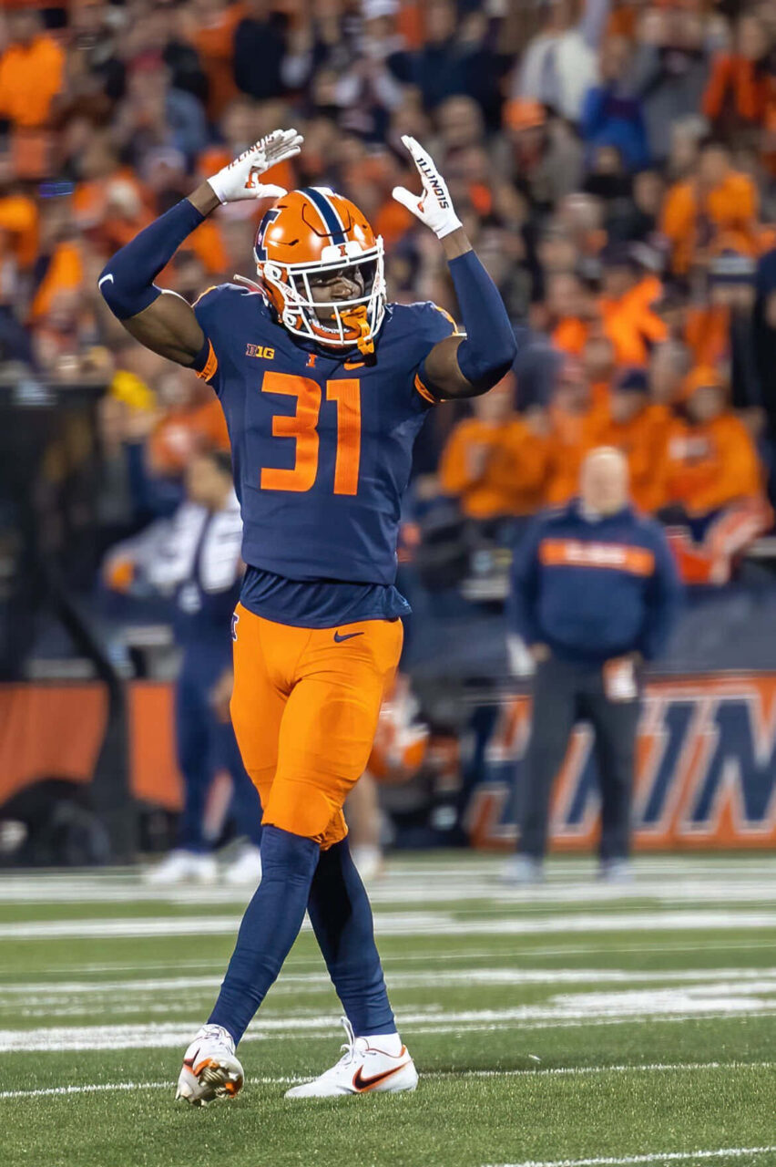 Devon Witherspoon Football Celebration Navy Orange Wallpaper ...