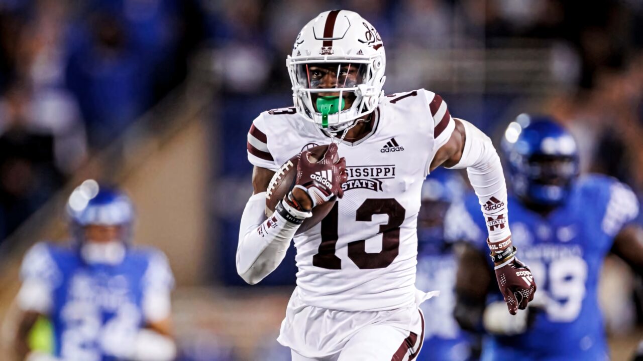 Emmanuel Forbes Jr Mississippi State Football Action Wallpaper ...