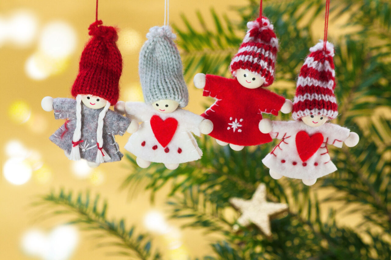 Festive Toy Figures Christmas Wallpaper | Background FREE Download ...
