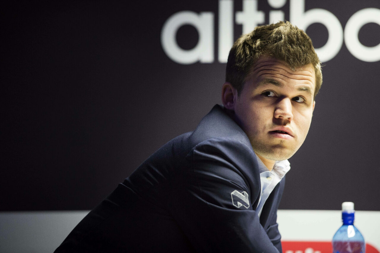 Intense Focus of Magnus Carlsen Wallpaper | Background FREE Download ...