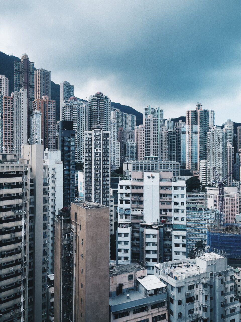 Dynamic Skyline Urban Wallpaper | Background FREE Download - Vulplex.com