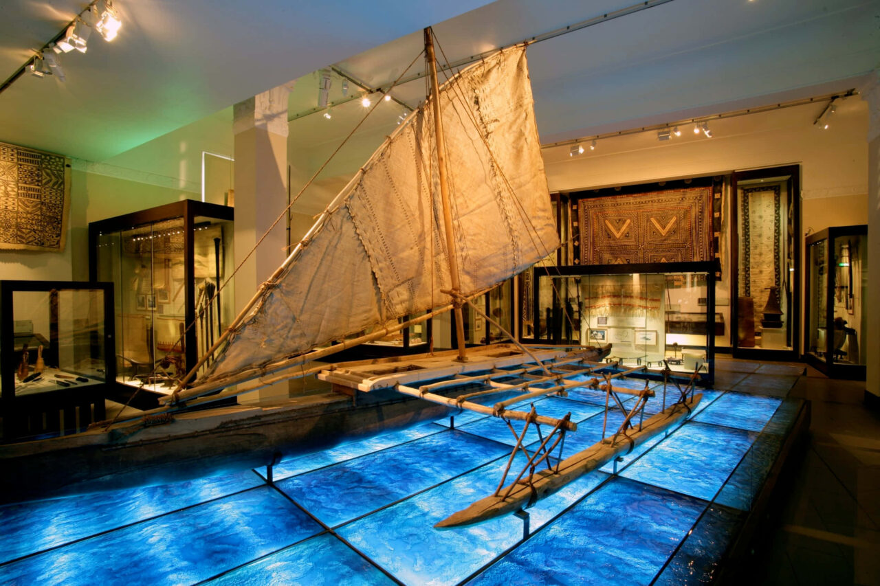 Pacific Canoe Exhibit Auckland Museum Ocean Blue Wallpaper | Background ...