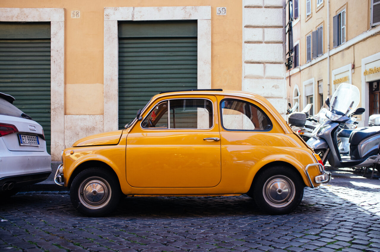 Retro Fiat 500 Urban Charm Wallpaper | Background FREE Download ...