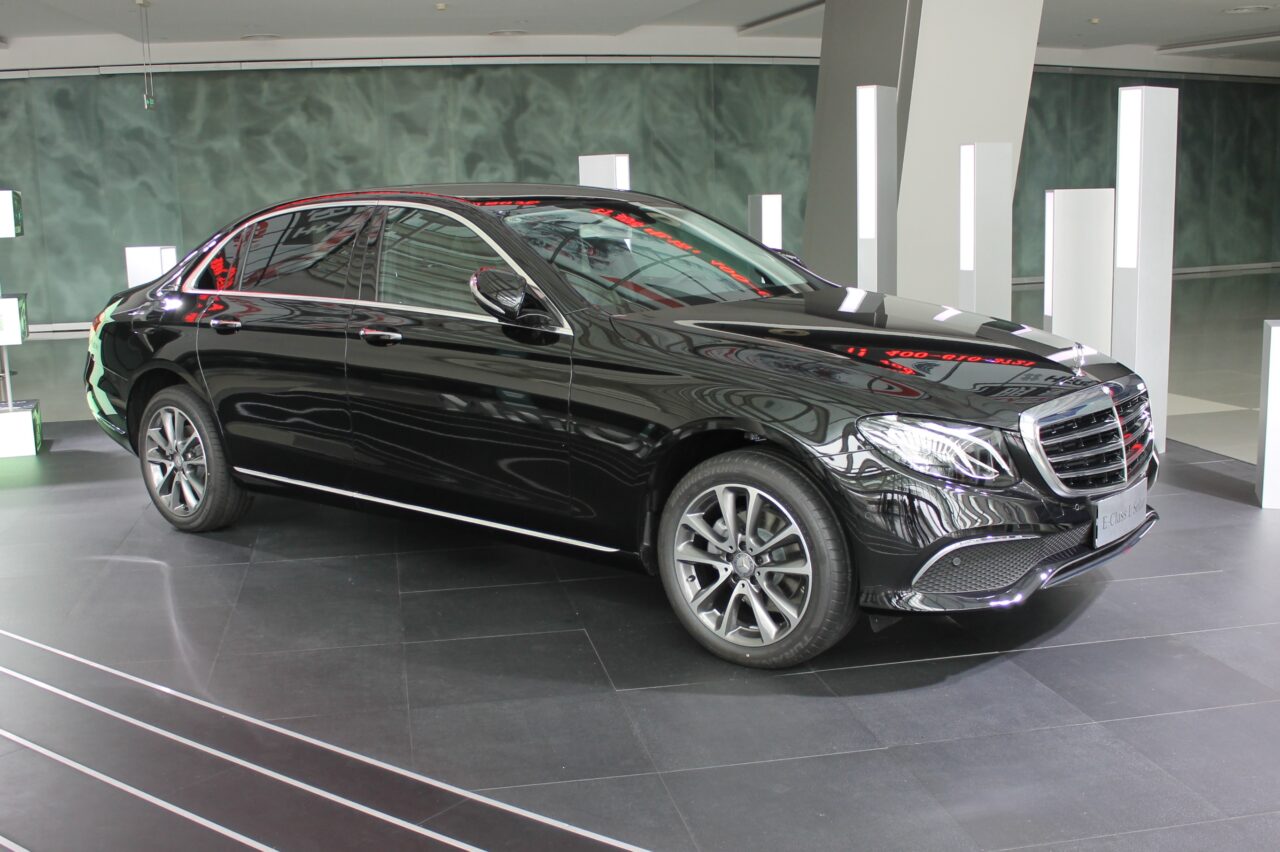 Sleek Mercedes Elegance Side View Wallpaper | Background FREE Download ...