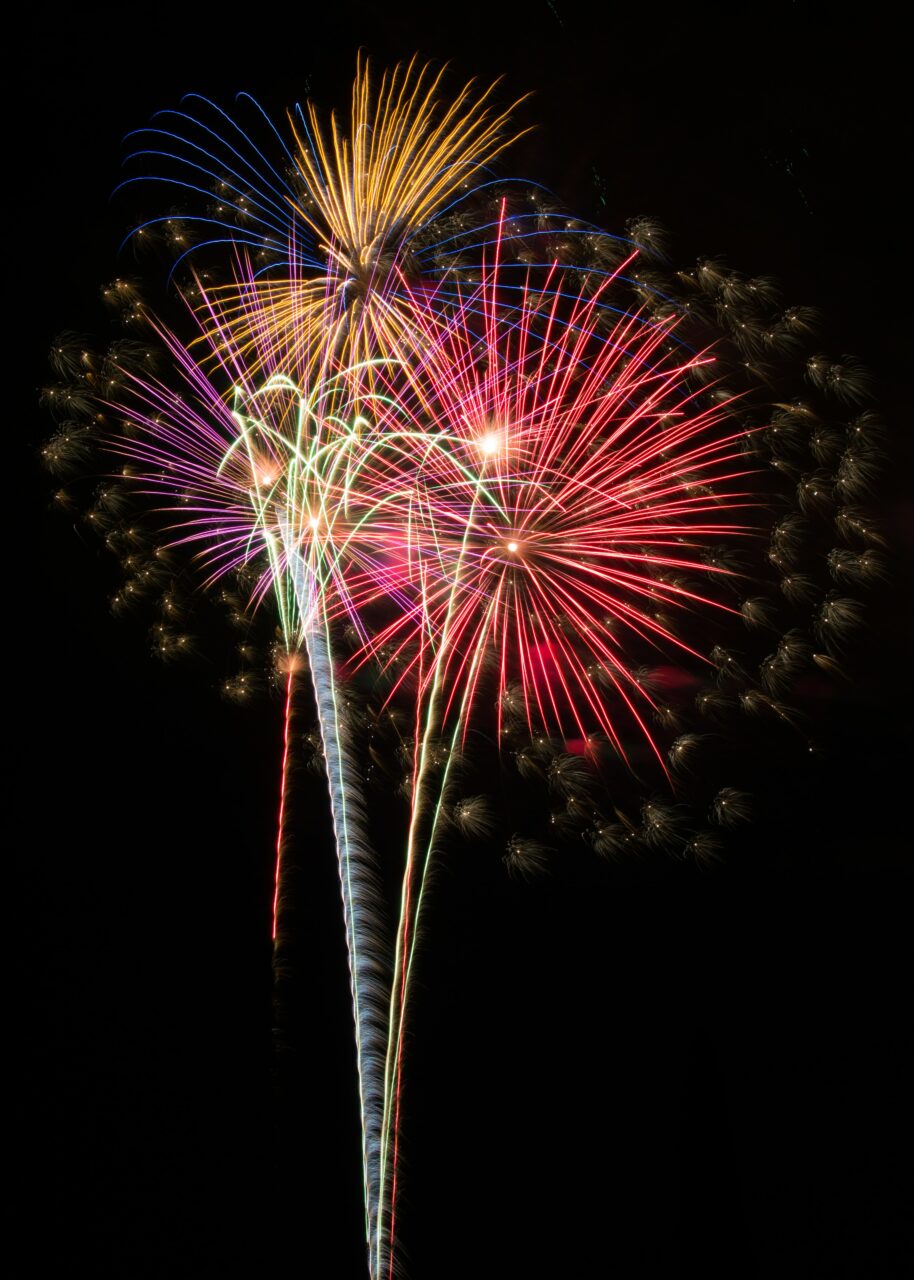 Vibrant Fireworks Night Wallpaper | Background FREE Download - Vulplex.com