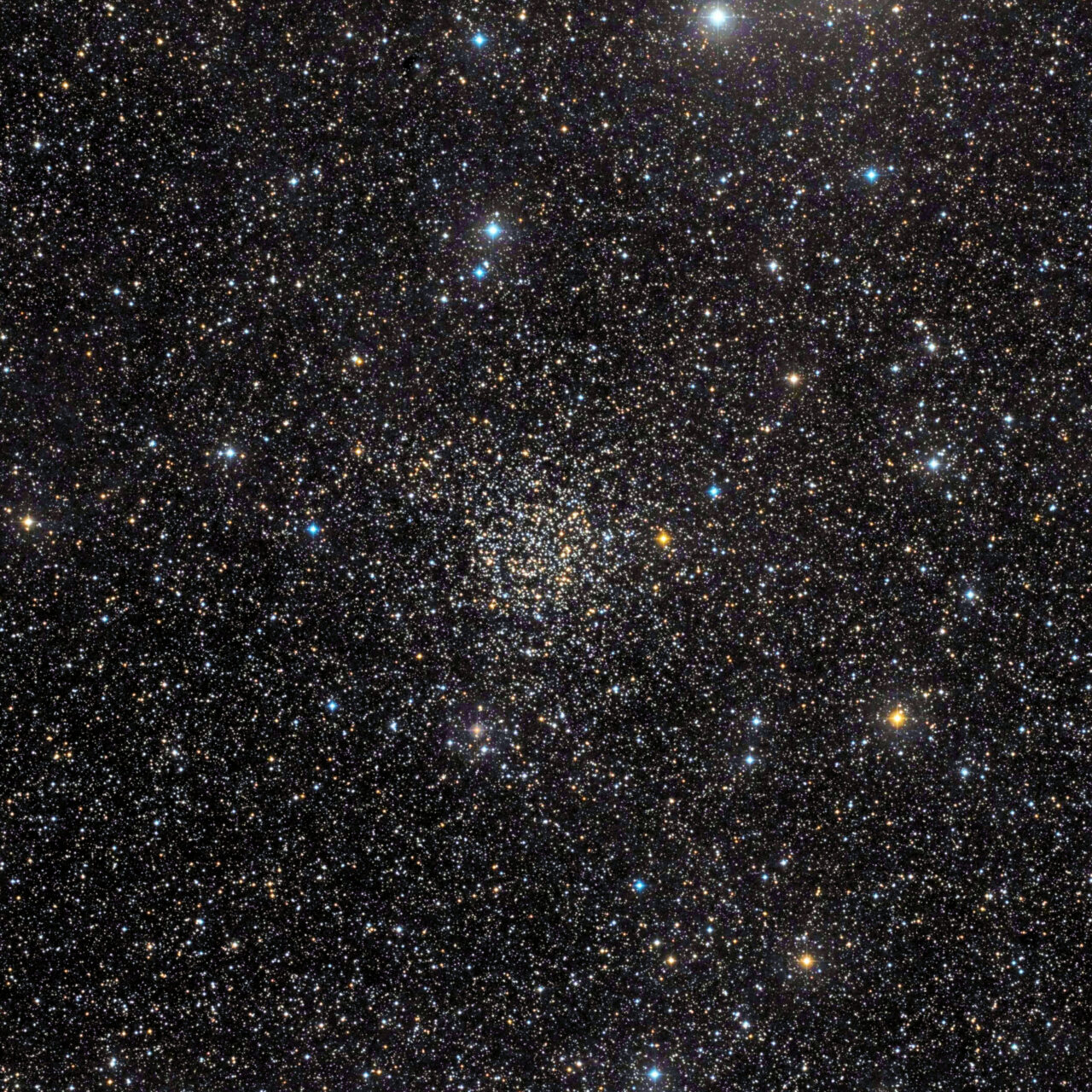 Cosmic Serenity of a Galaxy Cluster Wallpaper | Background FREE ...