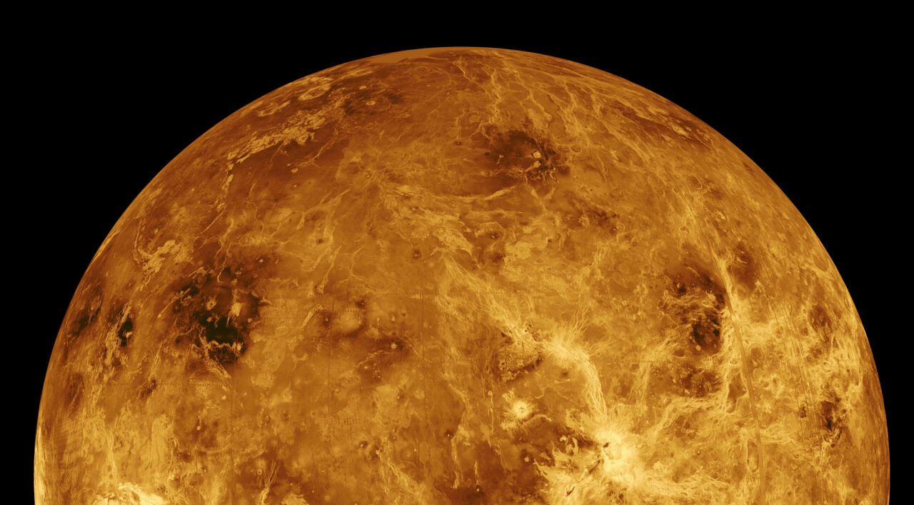 Golden Goddess of Venus Wallpaper | Background FREE Download - Vulplex.com