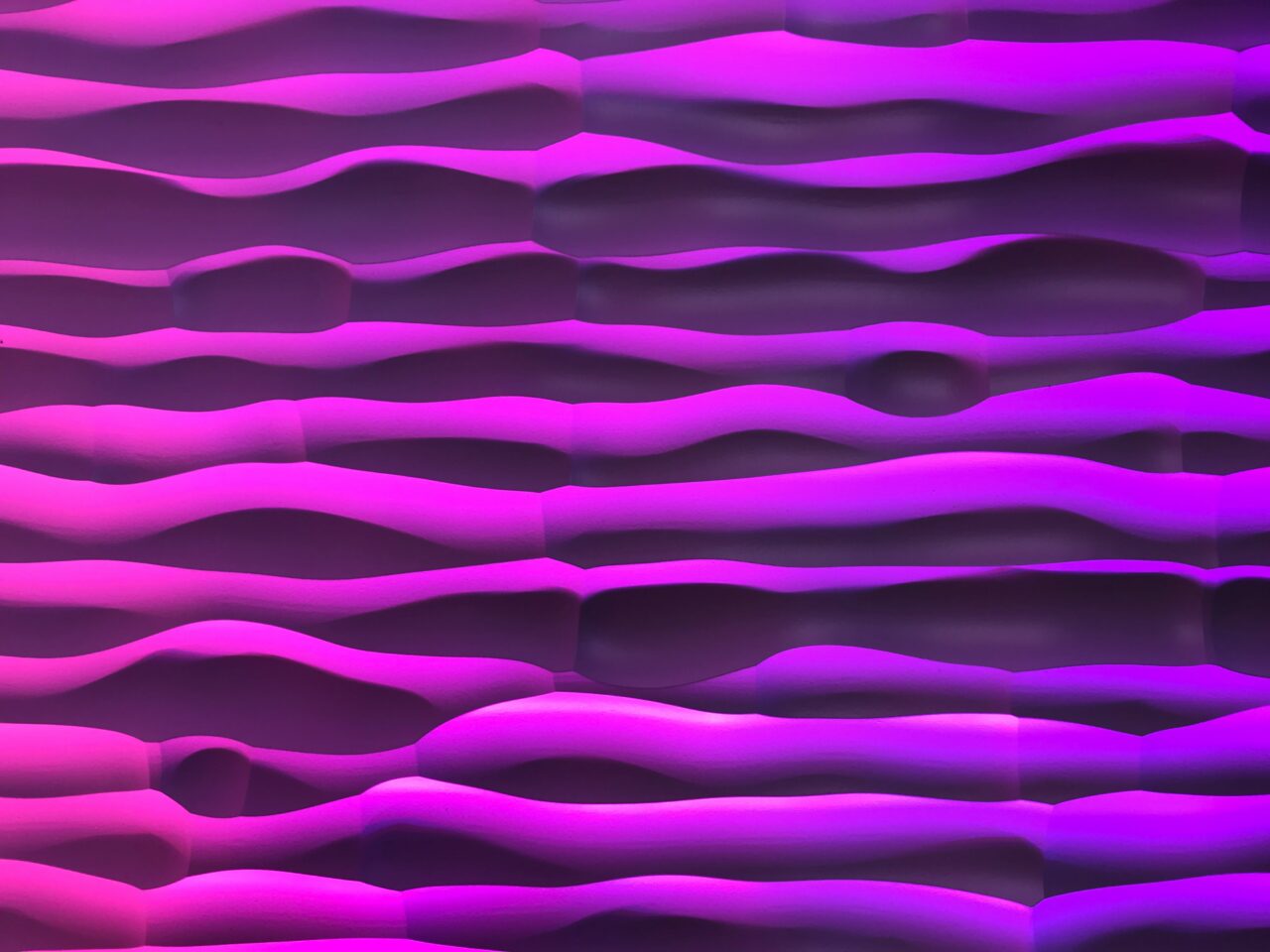 Purple Glow Wavy Texture Wallpaper | Background FREE Download - Vulplex.com