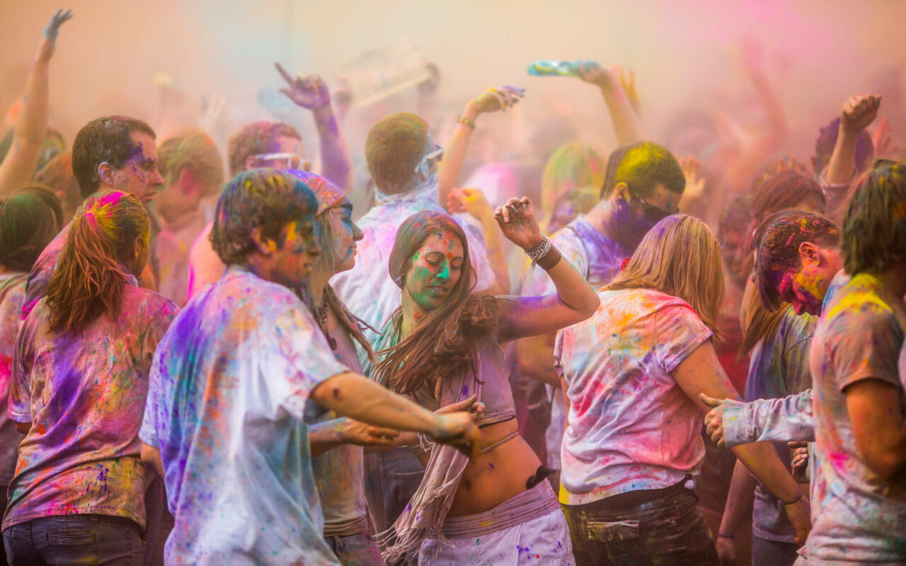 Joyful Holi Celebration Wallpaper | Background FREE Download - Vulplex.com