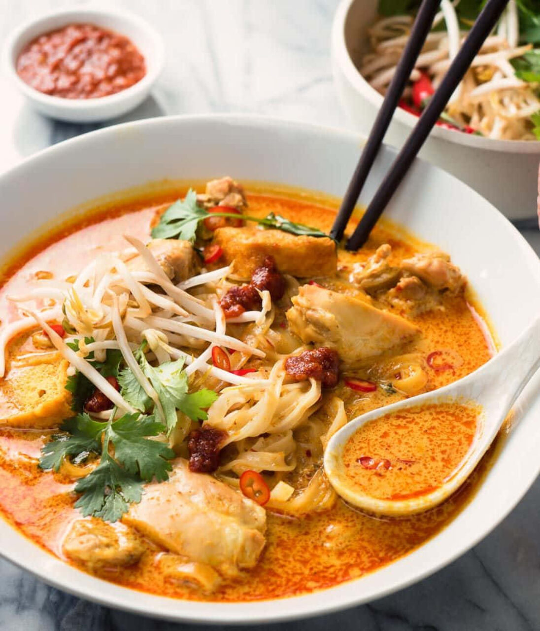 Savor the Vibrant Curry Laksa Delight Wallpaper | Background FREE ...