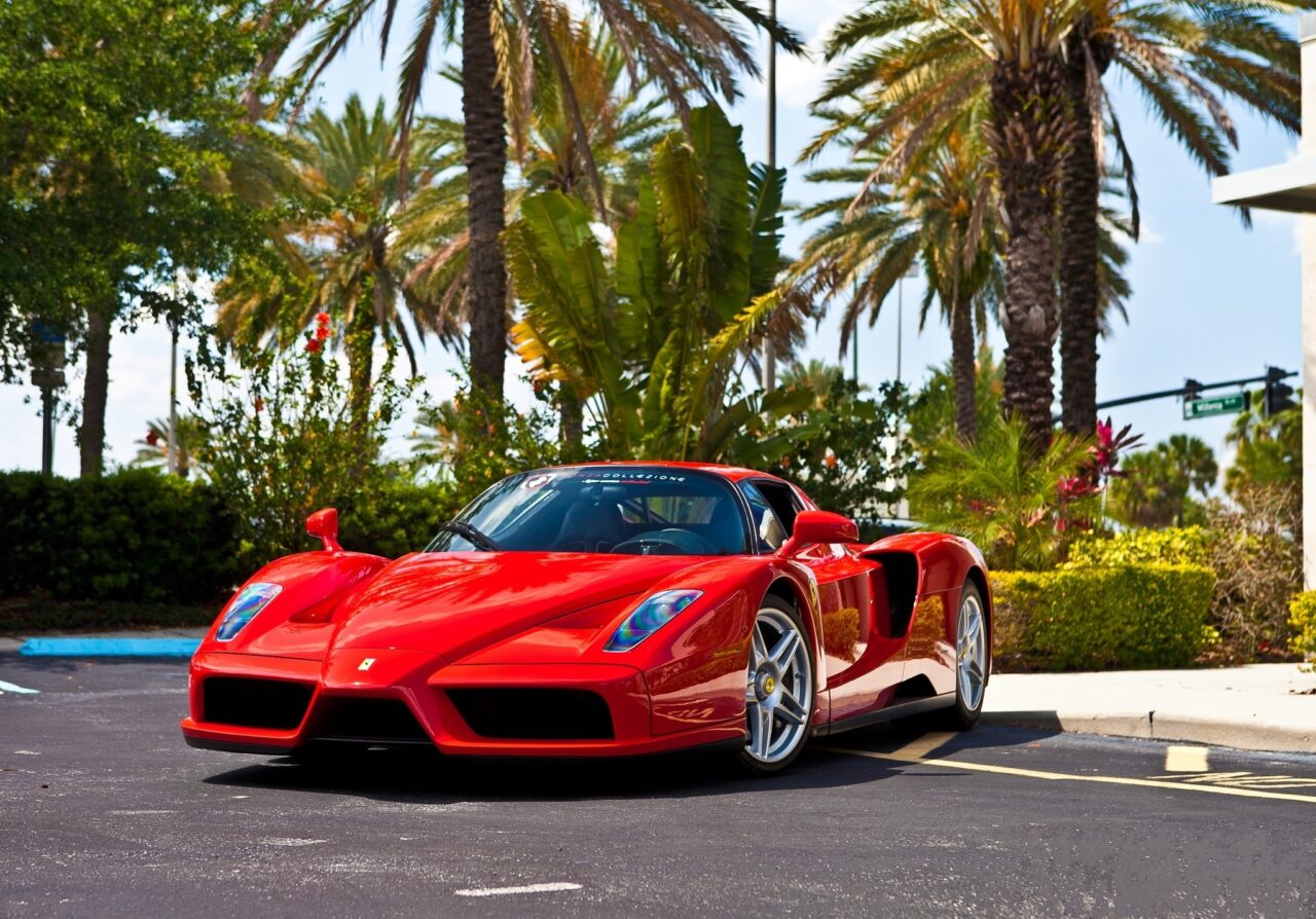 Red Ferrari Enzo Luxury Wallpaper | Background FREE Download - Vulplex.com