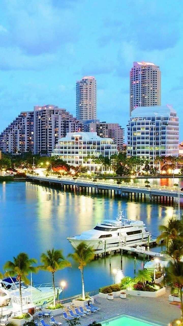 Miami Cityscape Evening Wallpaper | Background FREE Download - Vulplex.com
